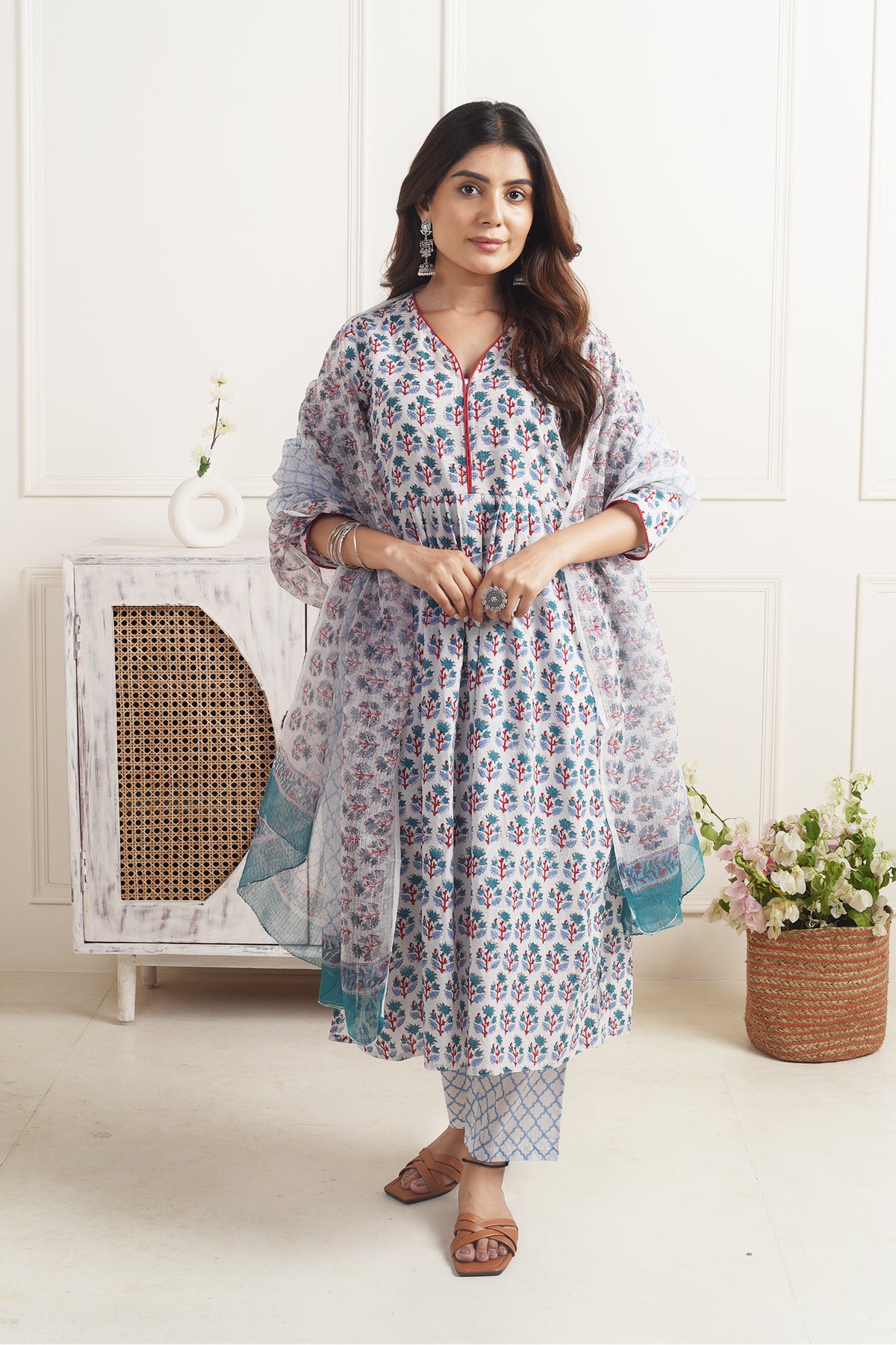 Gulbano Green Booti Suit set of 3 – fabriclane.co.in